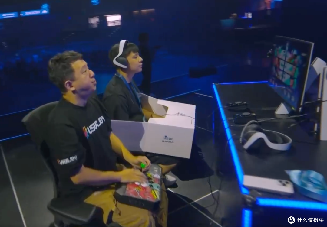 “小孩”再夺EVO《拳皇15》冠军，美国选手Punk《街霸6》本土夺冠！众多格斗游戏新情报放出_主机游戏_什么值得买